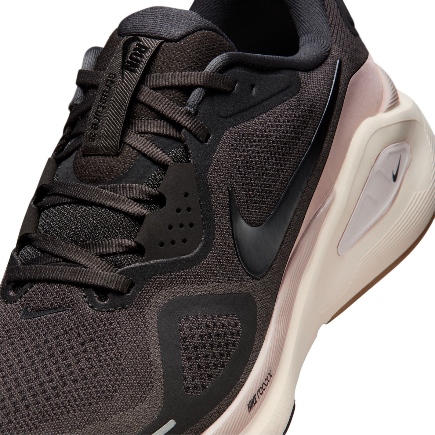 Nike | Structure 26 Trainers Mens | Everyday Neutral Road Running Shoes ...