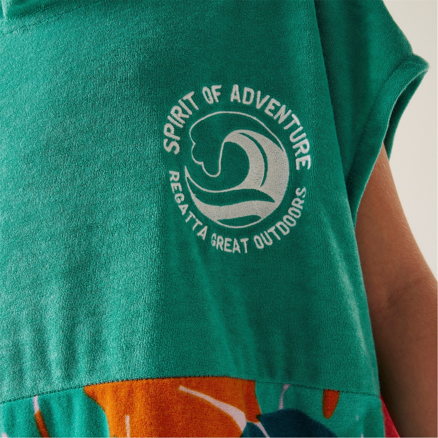 Regatta | Unisex Kids' Towel Robe II Soft Towelling Hooded Waterproof ...