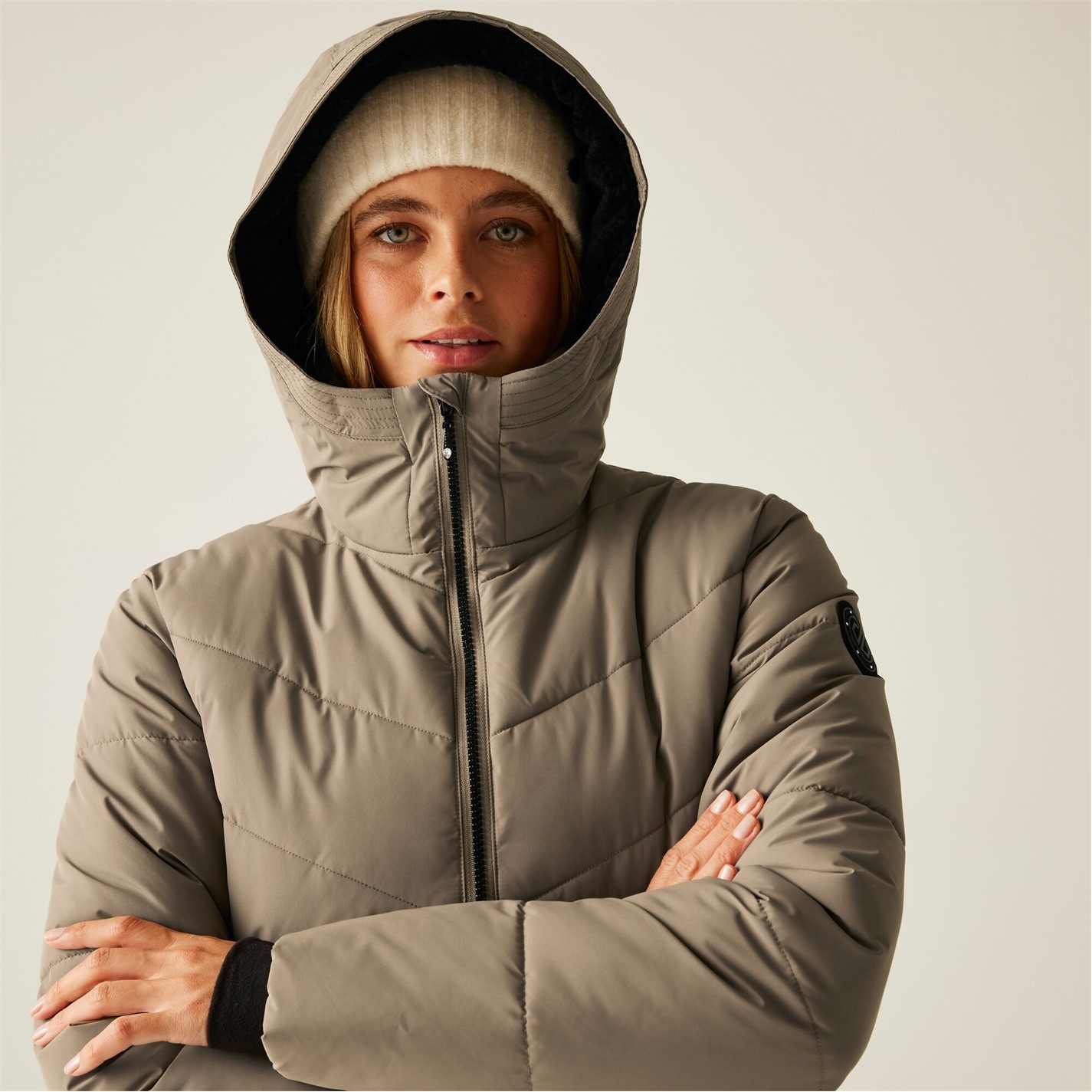 Dare 2b | Women's Striking V ARED 15/15 High Warmth Padding Swarovski ...