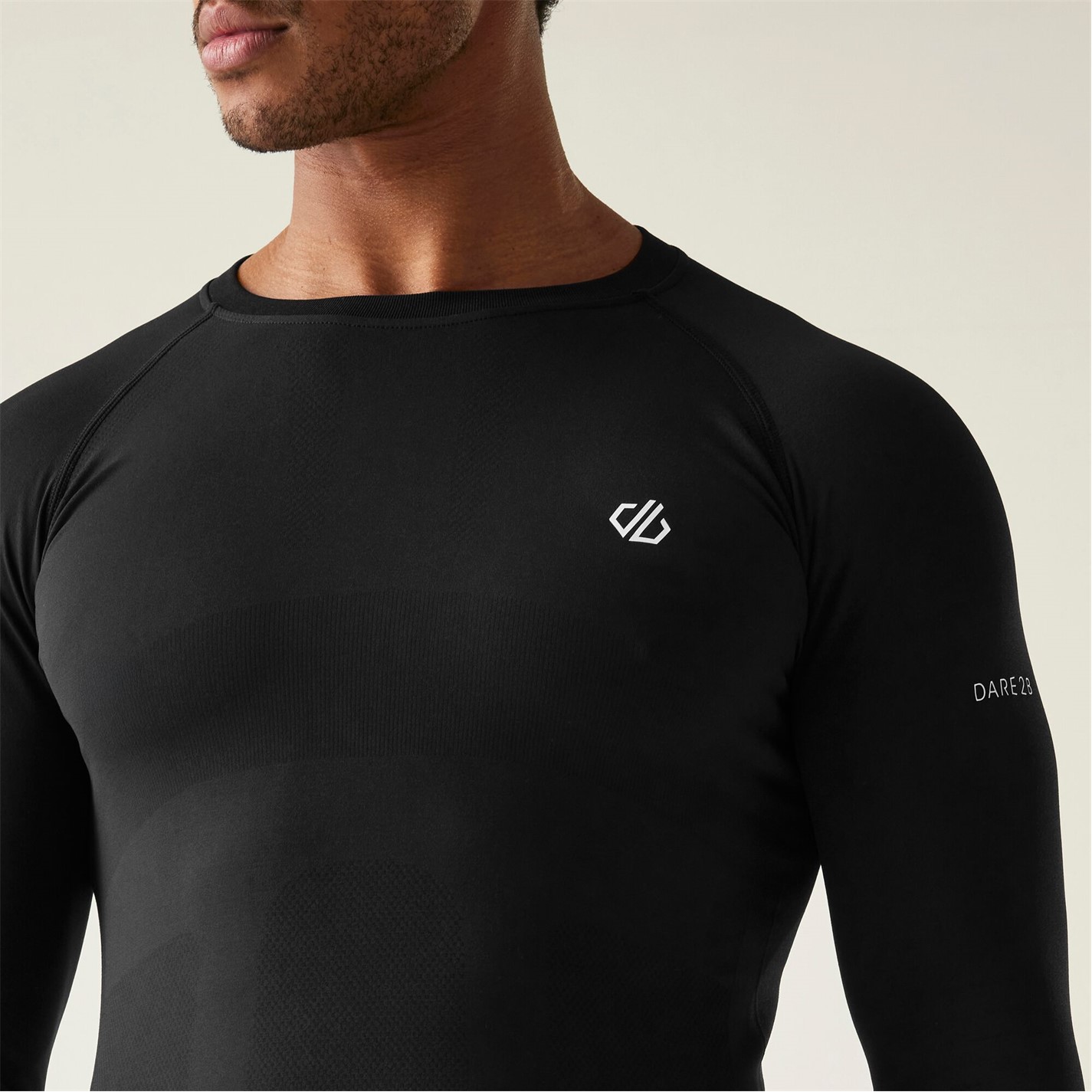 Dare 2b | In The Zone III Base Layer | Black | SportsDirect.com