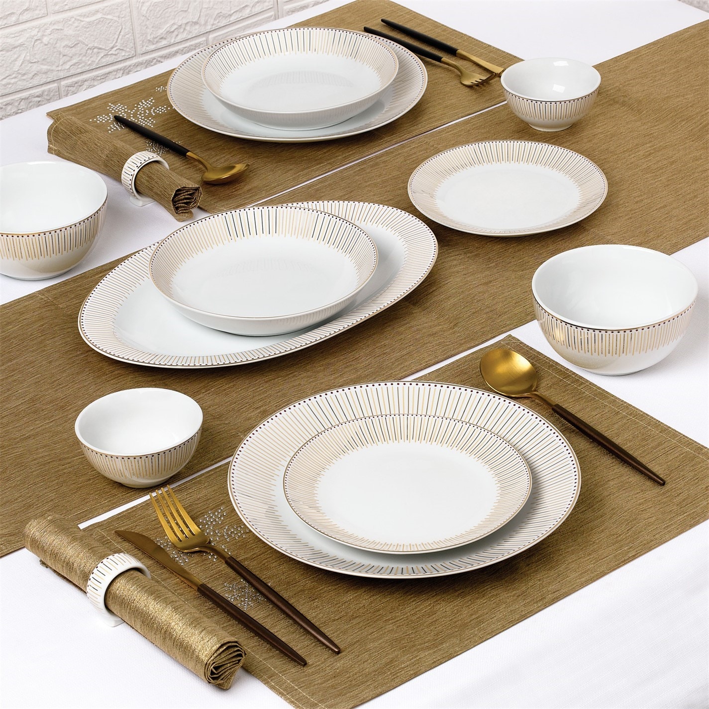 Waterside | 50PC Gold Radiance Dinner Set | Multi | SportsDirect.com
