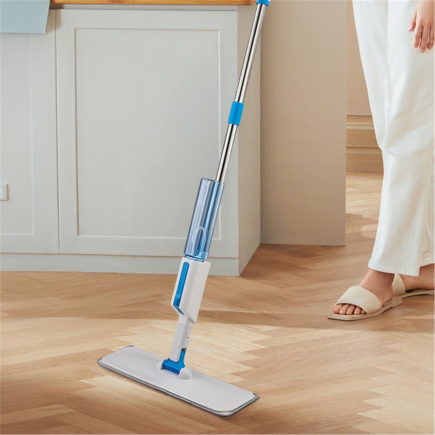 LIFE IDEAS | 2-in-1 Spray Mop & Window Squeegee | White | SportsDirect.com