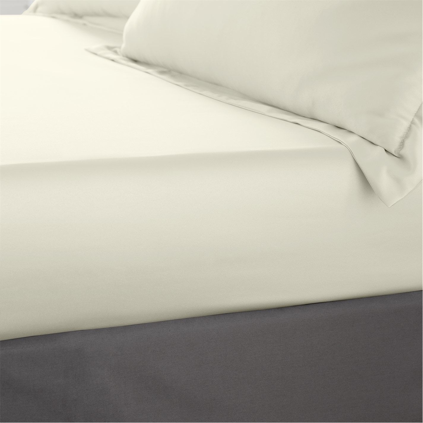 Catherine Lansfield | Silky Soft Satin Fitted Sheet | Fitted Sheets ...