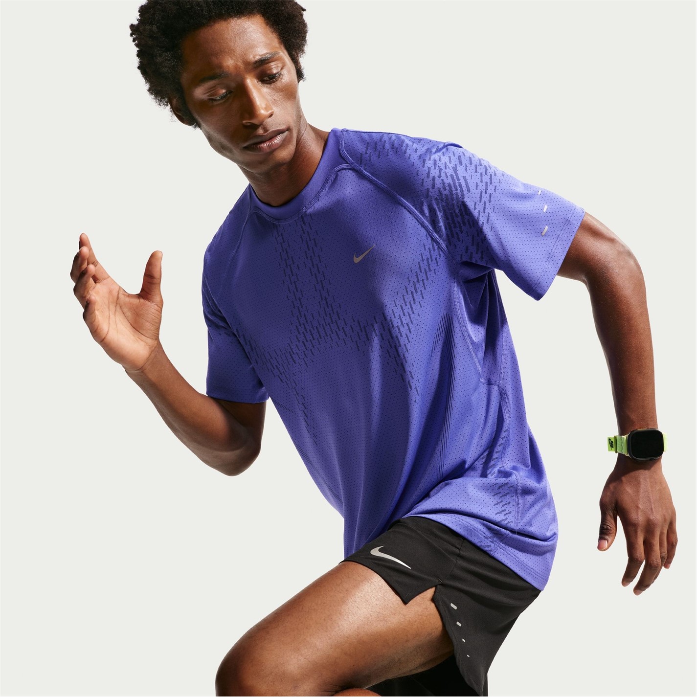Nike | Men's Short Sleeve Performance Running Top | Lapis/Royal ...