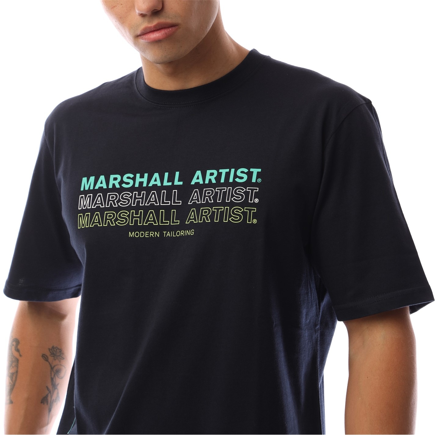 Marshall Artist | Men's Rept Logo Regular Fit T-Shirt | Regular Fit T ...