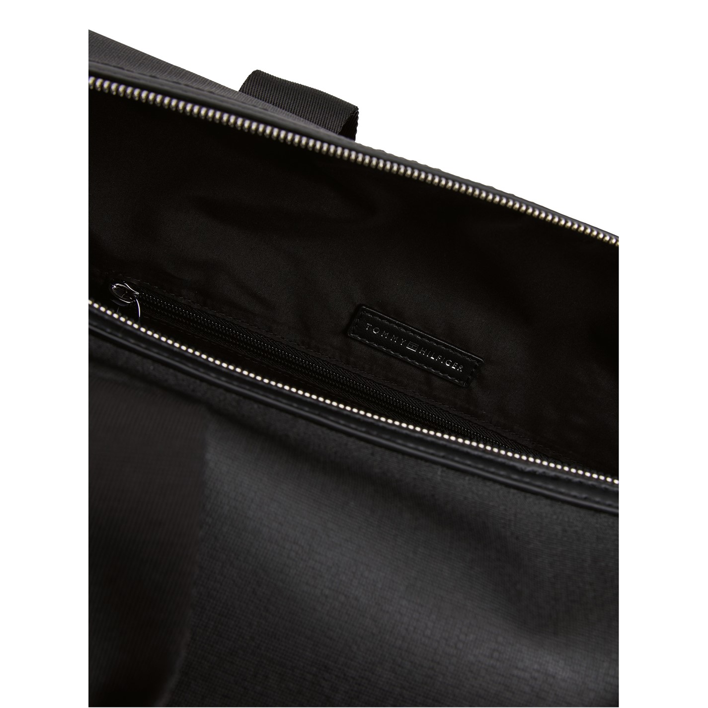 Tommy Hilfiger Modern Duffle Bag | SportsDirect.com Australia
