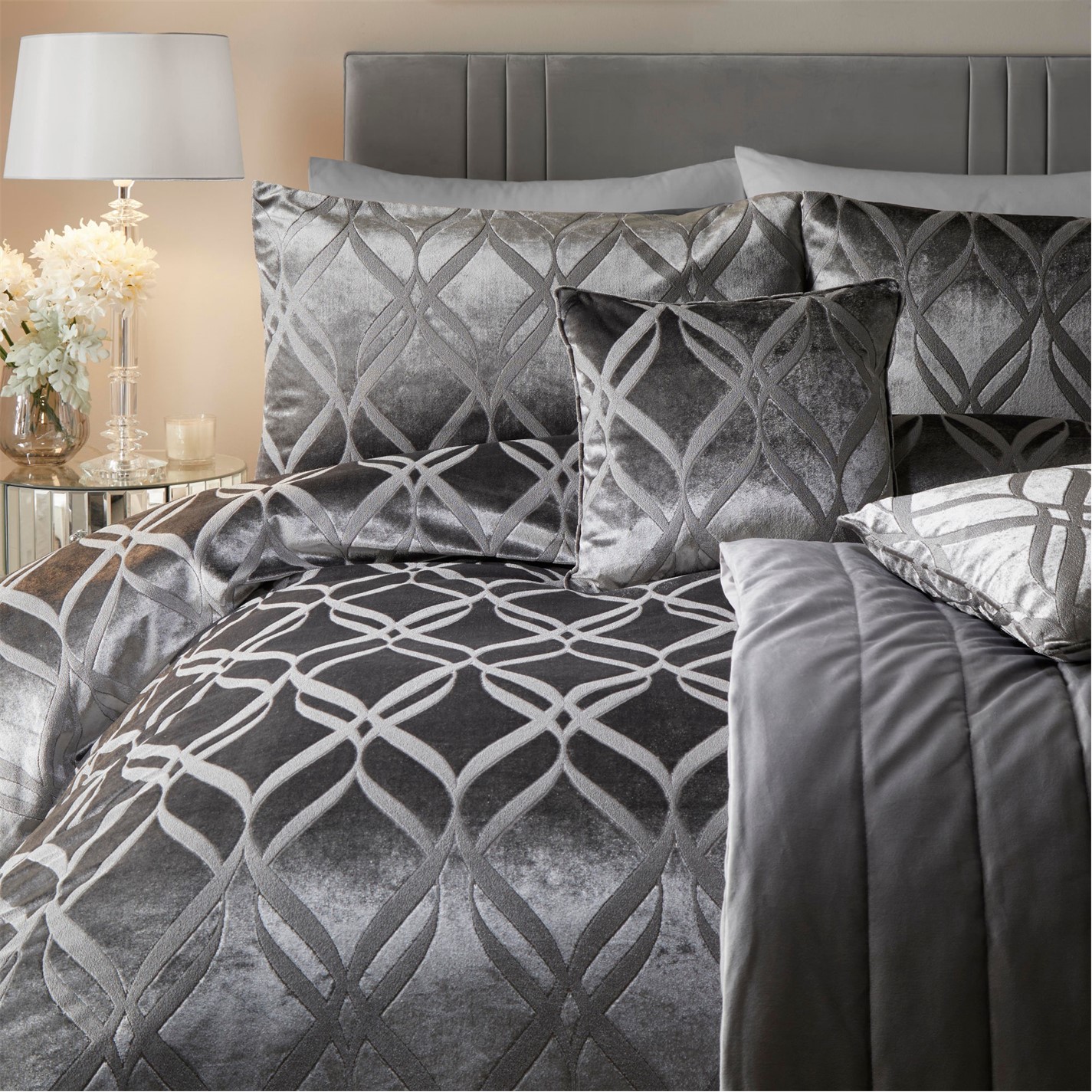 Soiree | Belfort Velvet Ogee Duvet Cover Set in Slate | Duvet Cover ...