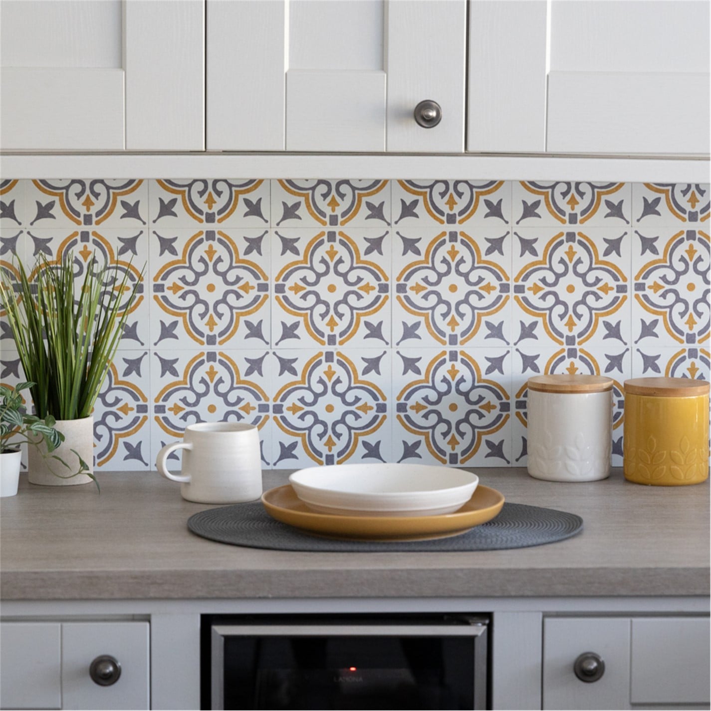 D C Fix | Self Adhesive Vinyl Wall Tiles Jamila Gold | Gold ...