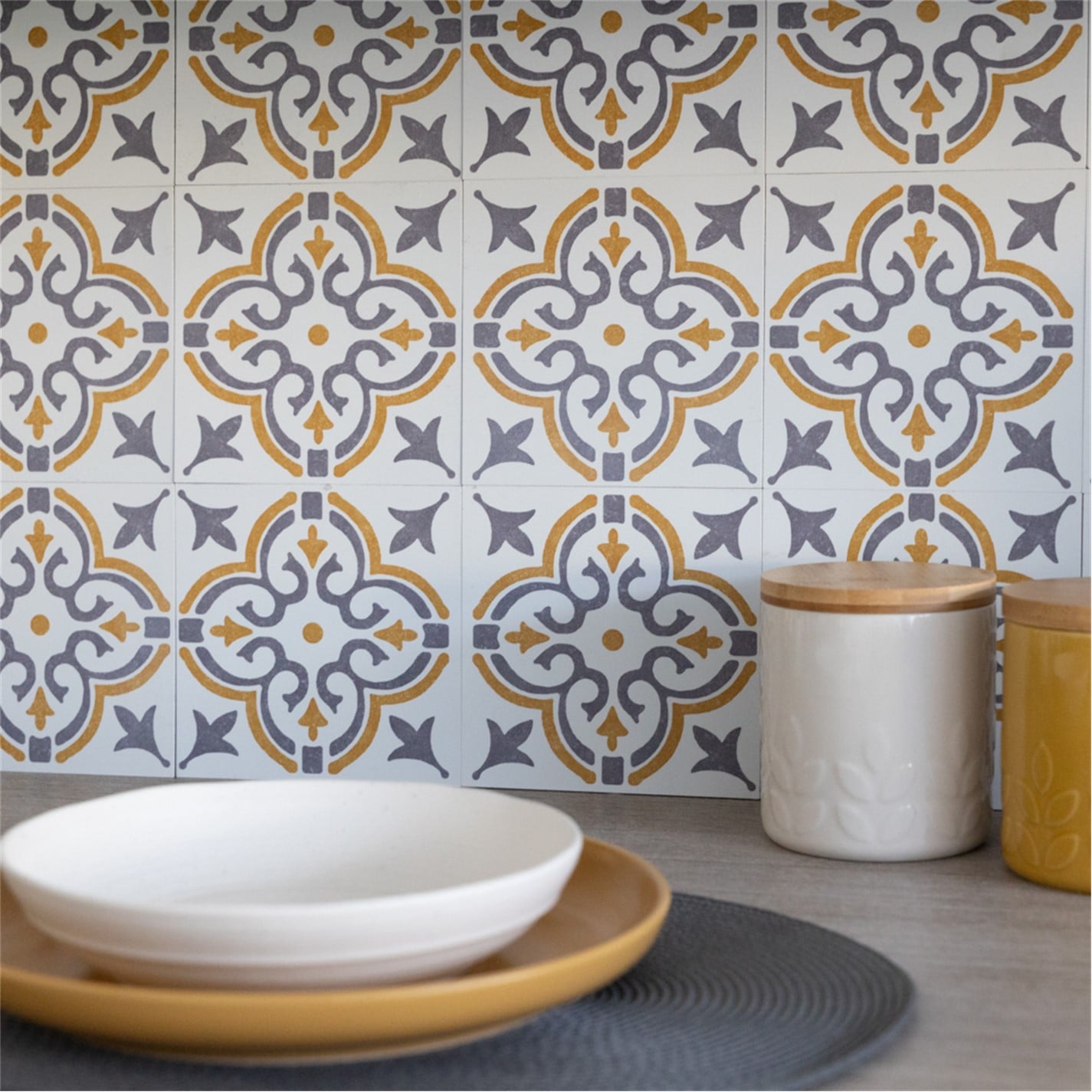 D C Fix | Self Adhesive Vinyl Wall Tiles Jamila Gold | Gold ...
