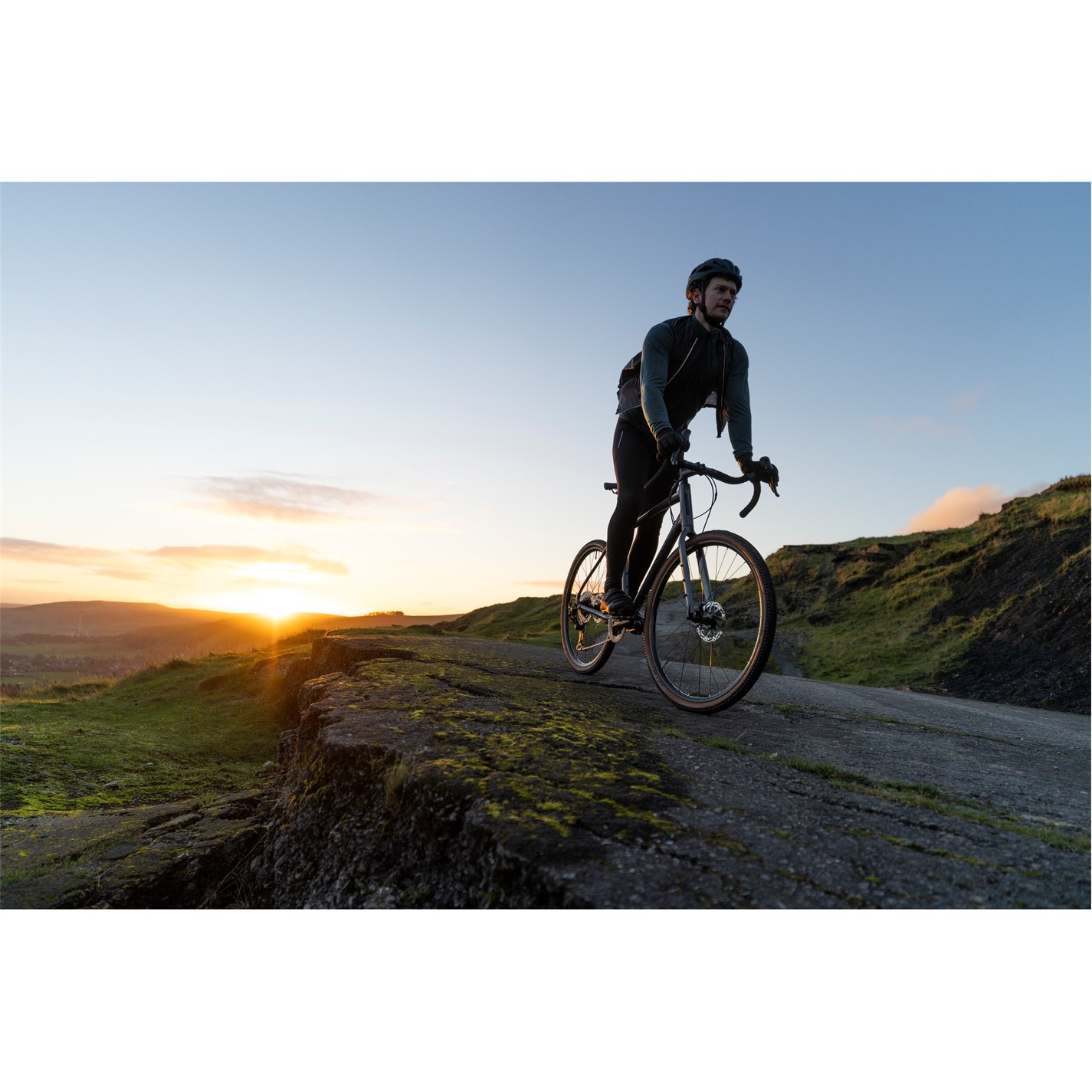 Pinnacle | Cerium Gravel Bike | Grey | SportsDirect.com