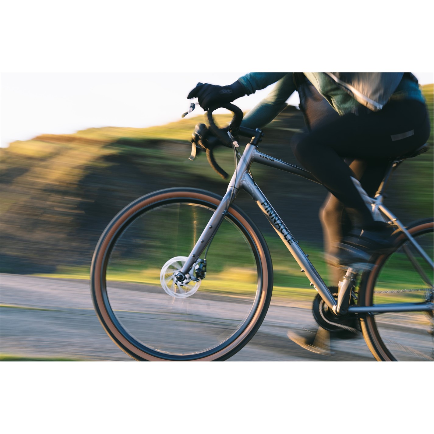 Pinnacle | Cerium Gravel Bike | Grey | SportsDirect.com