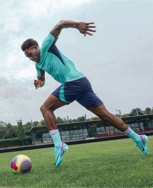 Nike Football | Boots, Shirts, Kits, Equipment | Sports Direct